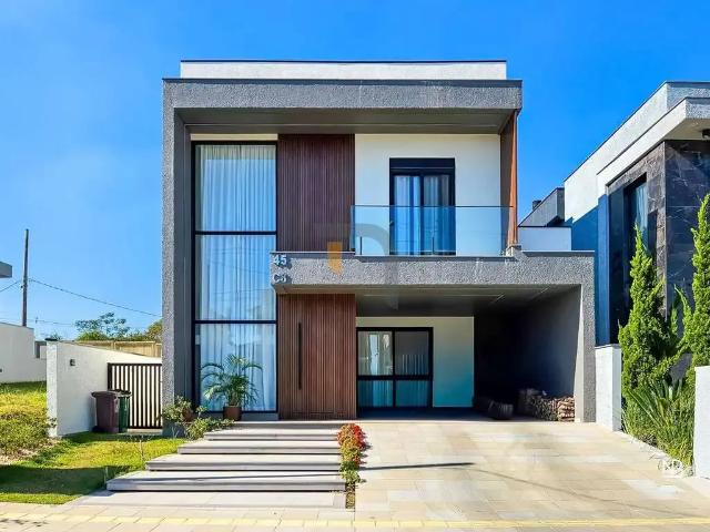 Casa / Sobrado para Venda em Gravataí/RS Centro 4 Quartos