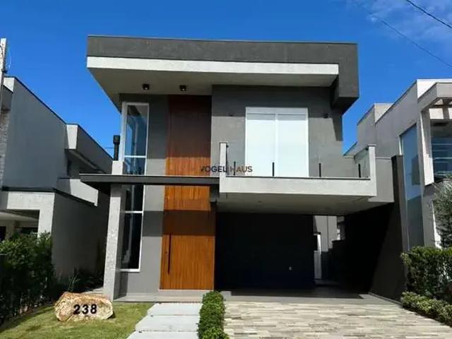 Casa / Sobrado para Venda em Gravataí/RS Centro 3 Quartos