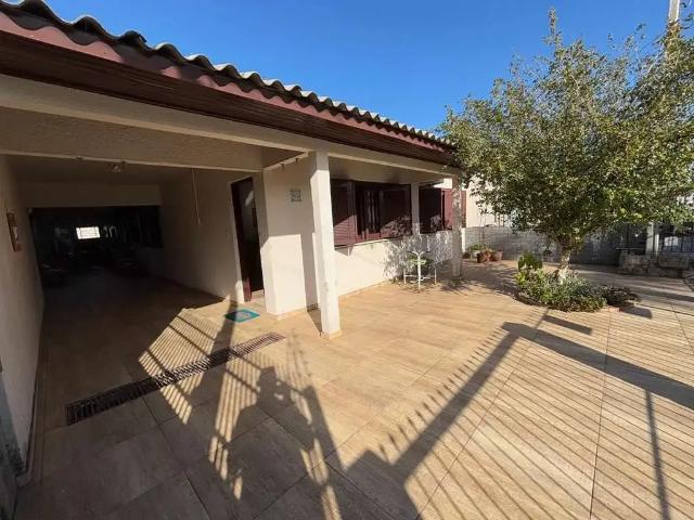 Casa / Sobrado para Venda em Gravataí/RS Centro 3 Quartos