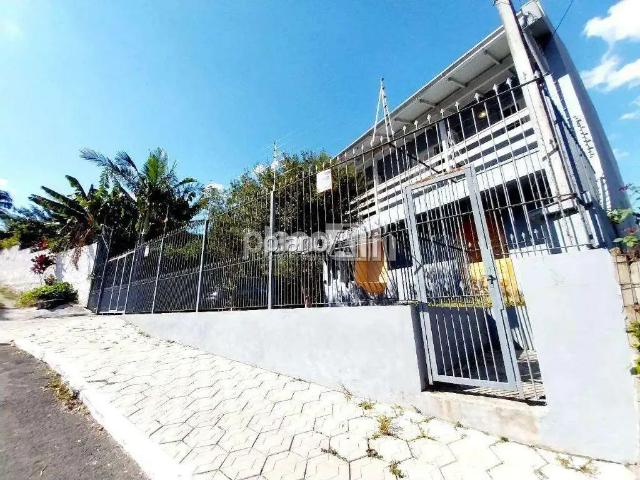 Casa / Sobrado para Venda em Gravataí/RS Centro 3 Quartos