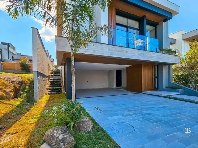 Casa / Sobrado para Venda em Gravataí/RS Centro 3 Quartos