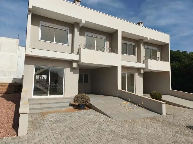 Casa / Sobrado para Venda em Gravataí/RS Diva Lessa de Jesus 3 Quartos