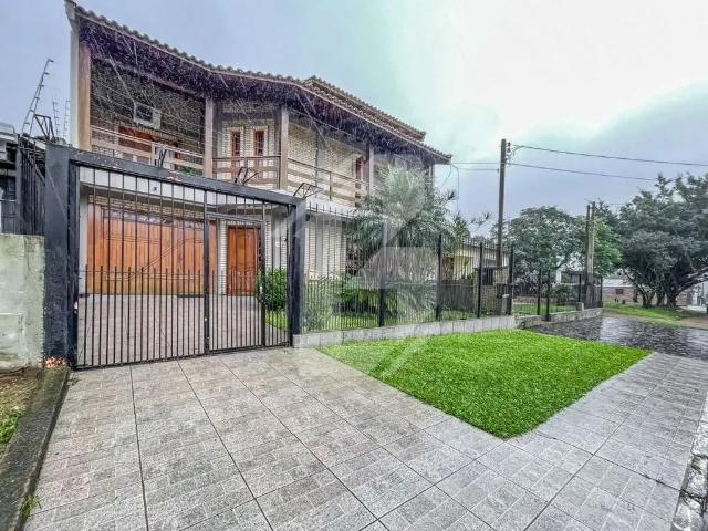 Casa / Sobrado para Venda em Gravataí/RS Passos dos Ferreiros 4 Quartos