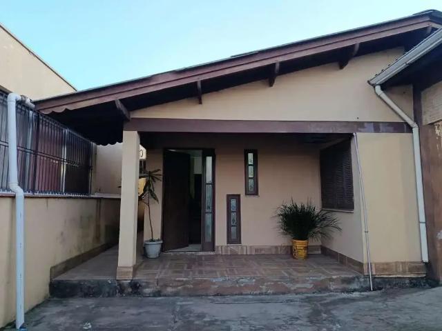 Casa / Sobrado para Venda em Gravataí/RS Vera Cruz 3 Quartos