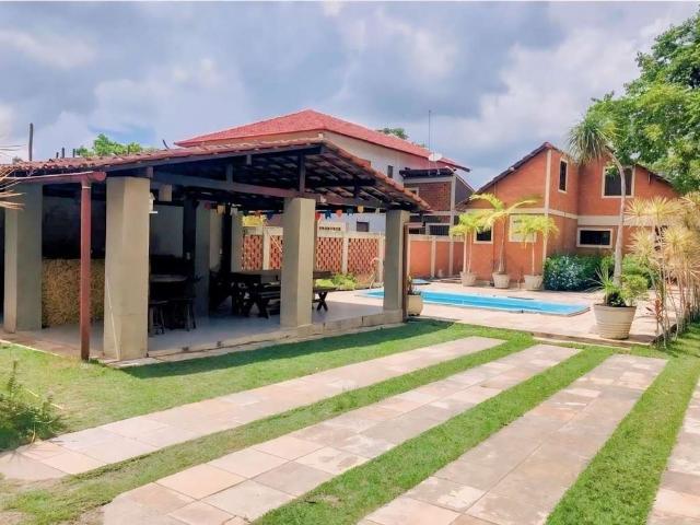 Casa / Sobrado para Venda em Gravatá/PE Alpes Suiços 3 Quartos
