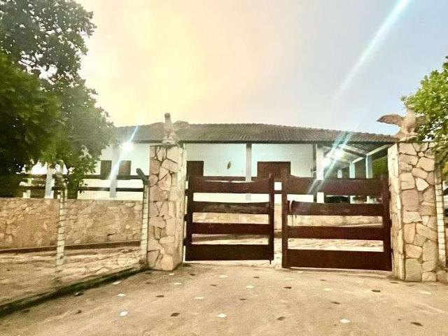 Casa / Sobrado para Venda em Gravatá/PE Mandacaru 4 Quartos
