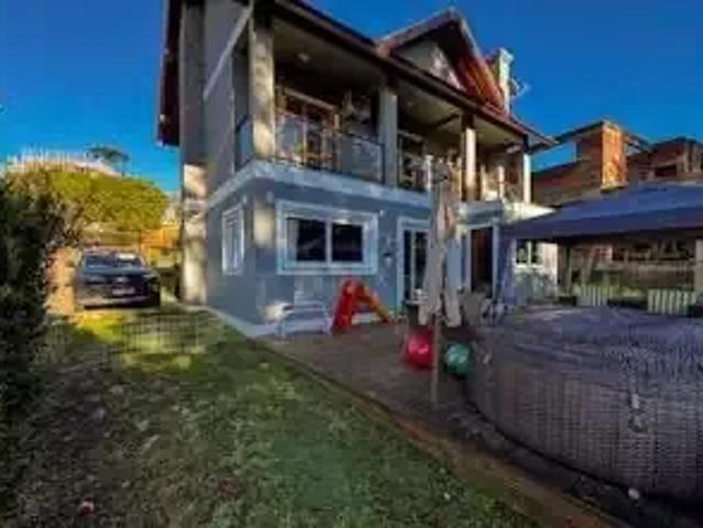 Casa / Sobrado para Venda em Gramado/RS Carniel 3 Quartos