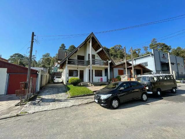Casa / Sobrado para Venda em Gramado/RS Casa Grande 3 Quartos