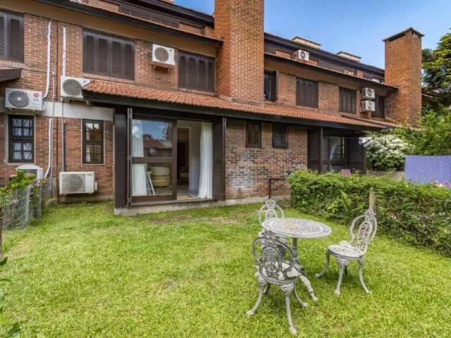 Casa / Sobrado para Venda em Gramado/RS Centro 4 Quartos