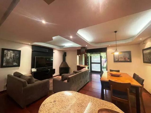 Casa / Sobrado para Venda em Gramado/RS Centro 4 Quartos