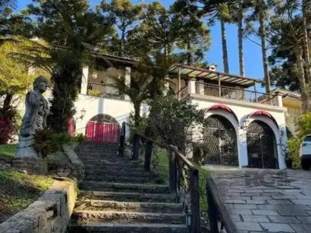 Casa / Sobrado para Venda em Gramado/RS Centro 5 Quartos