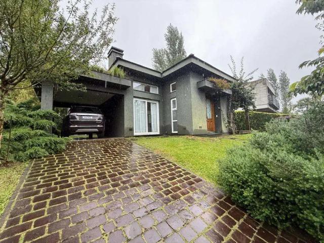 Casa / Sobrado para Venda em Gramado/RS Alphaville 3 Quartos