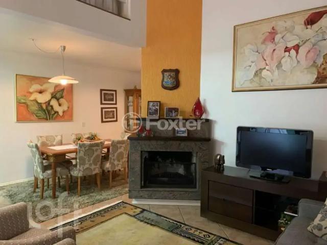 Casa / Sobrado para Venda em Gramado/RS Ipê Amarelo 3 Quartos
