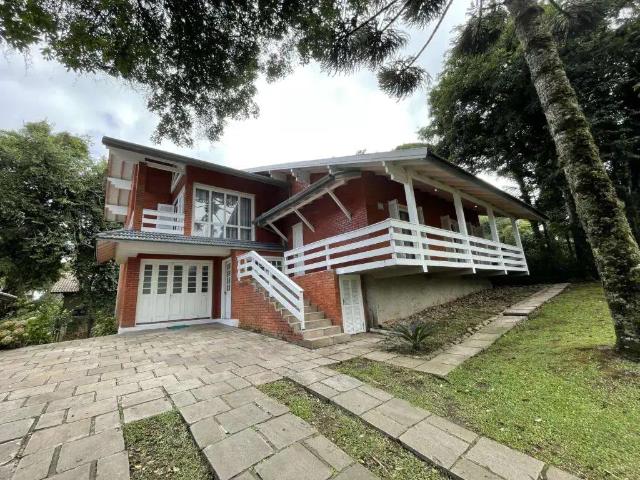 Casa / Sobrado para Venda em Gramado/RS Ipê Amarelo 4 Quartos