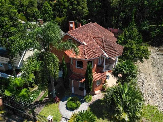 Casa / Sobrado para Venda em Gramado/RS Ipê Amarelo 4 Quartos