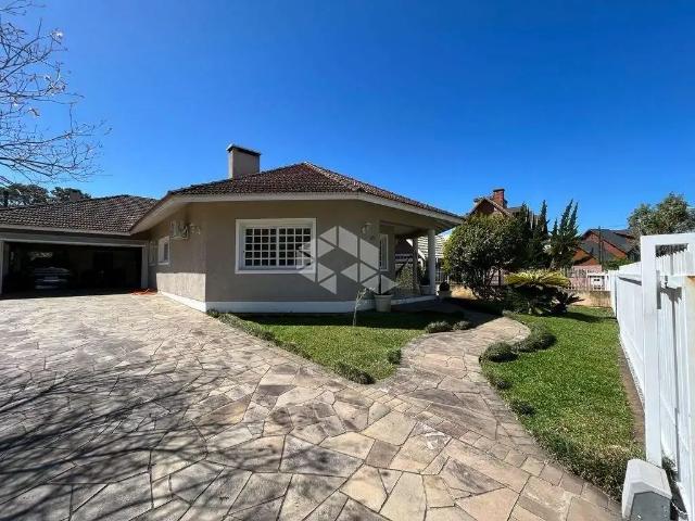 Casa / Sobrado para Venda em Gramado/RS Jardim Bela Vista 4 Quartos