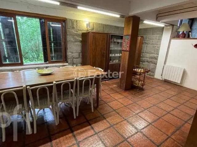 Casa / Sobrado para Venda em Gramado/RS Lago Negro 3 Quartos