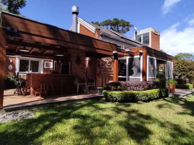 Casa / Sobrado para Venda em Gramado/RS Mato Queimado 4 Quartos