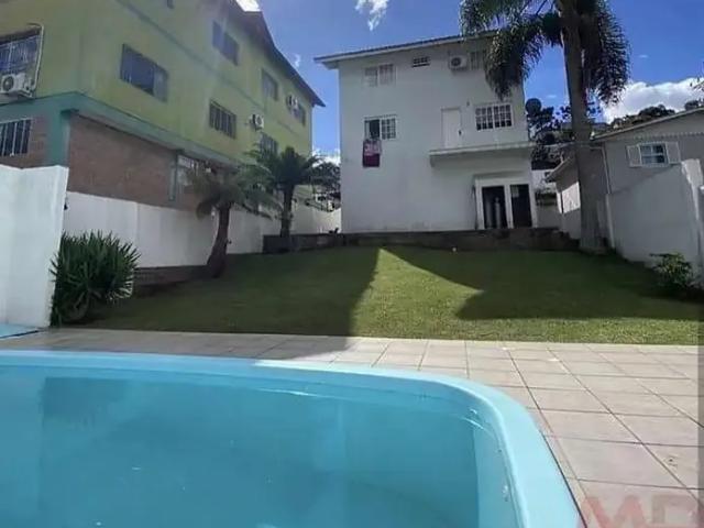 Casa / Sobrado para Venda em Gramado/RS Piratini 3 Quartos
