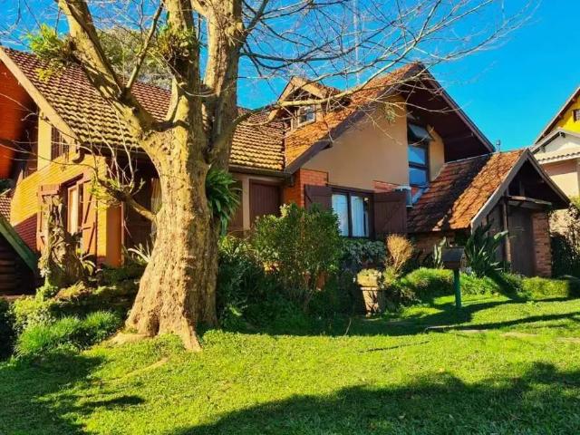 Casa / Sobrado para Venda em Gramado/RS Prinstrop 4 Quartos