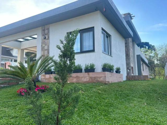 Casa / Sobrado para Venda em Gramado/RS Vale das Colinas 4 Quartos