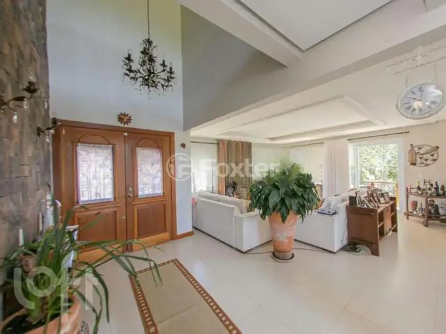 Casa / Sobrado para Venda em Gramado/RS Vale das Colinas 4 Quartos