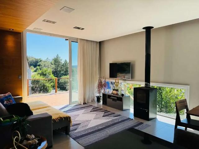 Casa / Sobrado para Venda em Gramado/RS Vale das Colinas 4 Quartos
