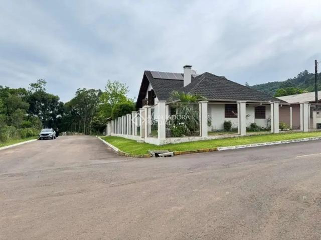 Casa / Sobrado para Venda em Gramado/RS Várzea Grande 1º de Maio 3 Quartos