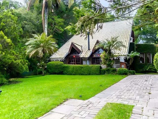 Casa / Sobrado para Venda em Gramado/RS Vila Suiça 3 Quartos