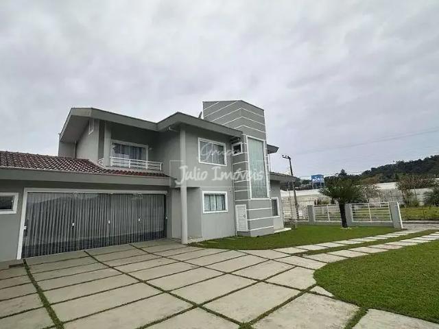 Casa / Sobrado para Venda em Guabiruba/SC Centro 3 Quartos