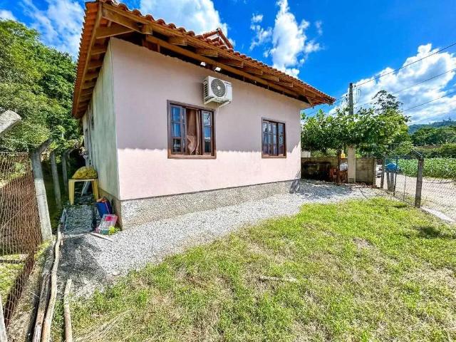 Casa / Sobrado para Venda em Guabiruba/SC Guabiruba Sul 3 Quartos