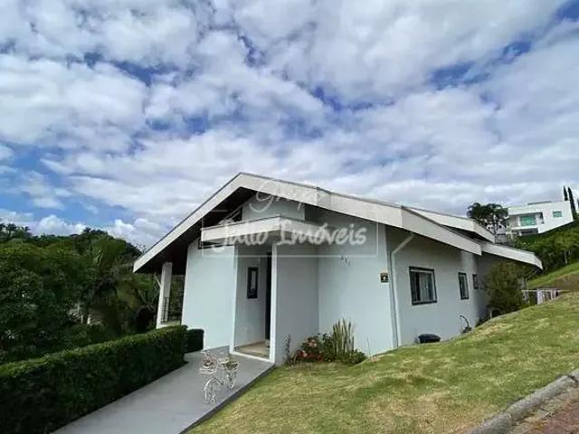 Casa / Sobrado para Venda em Guabiruba/SC Imigrantes 4 Quartos