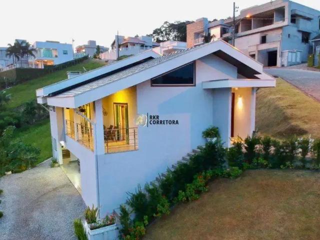Casa / Sobrado para Venda em Guabiruba/SC Imigrantes 4 Quartos