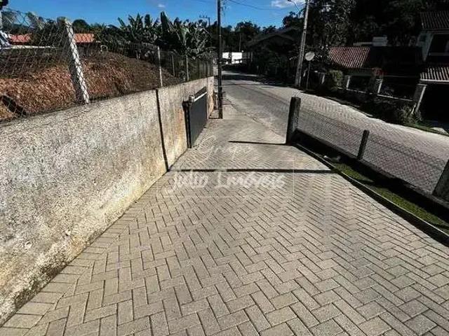 Casa / Sobrado para Venda em Guabiruba/SC Imigrantes 4 Quartos