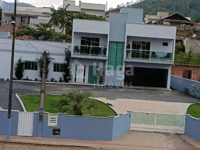 Casa / Sobrado para Venda em Guabiruba/SC Lageado Baixo 3 Quartos