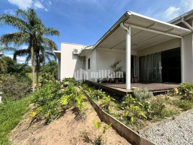 Casa / Sobrado para Venda em Guabiruba/SC São Pedro 3 Quartos