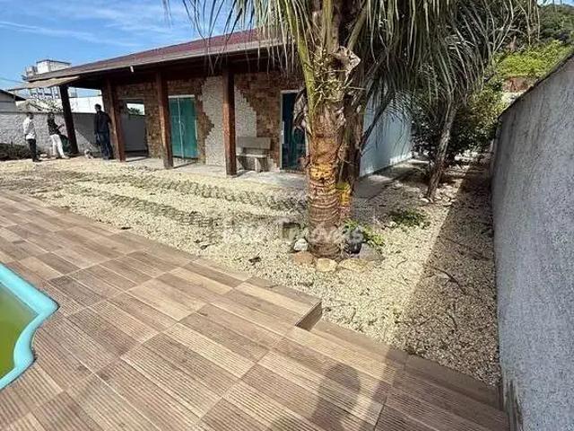 Casa / Sobrado para Venda em Guabiruba/SC São Pedro 4 Quartos