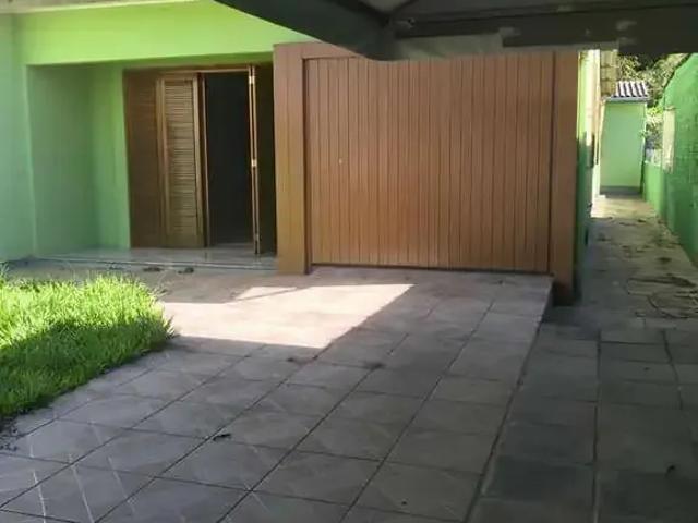 Casa / Sobrado para Venda em Guaíba/RS Alegria 3 Quartos