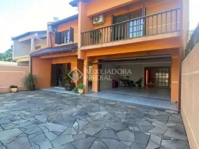Casa / Sobrado para Venda em Guaíba/RS Centro 3 Quartos