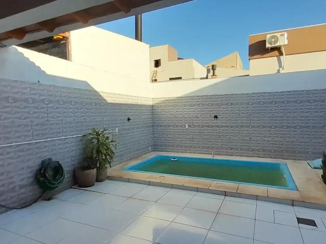 Casa / Sobrado para Venda em Guaíba/RS Centro 3 Quartos