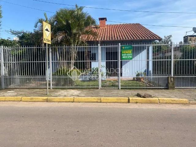Casa / Sobrado para Venda em Guaíba/RS Centro 3 Quartos