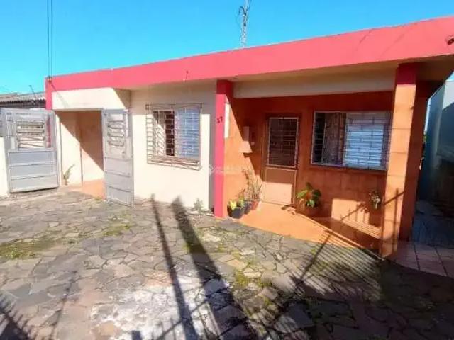 Casa / Sobrado para Venda em Guaíba/RS Coronel Nassuca 3 Quartos