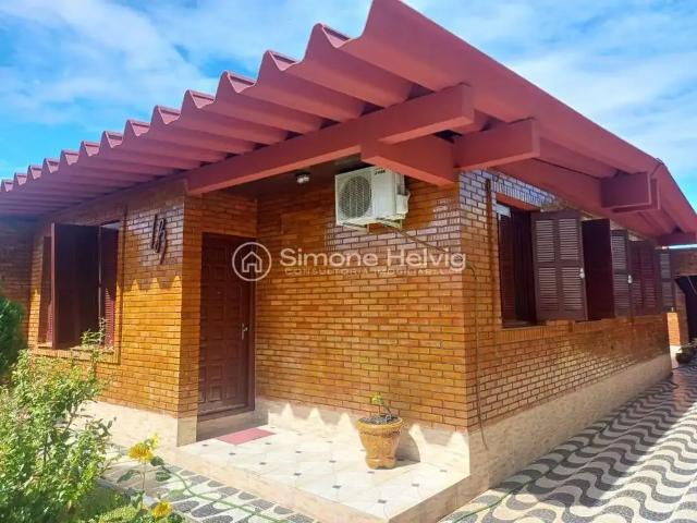 Casa / Sobrado para Venda em Guaíba/RS Engenho 3 Quartos