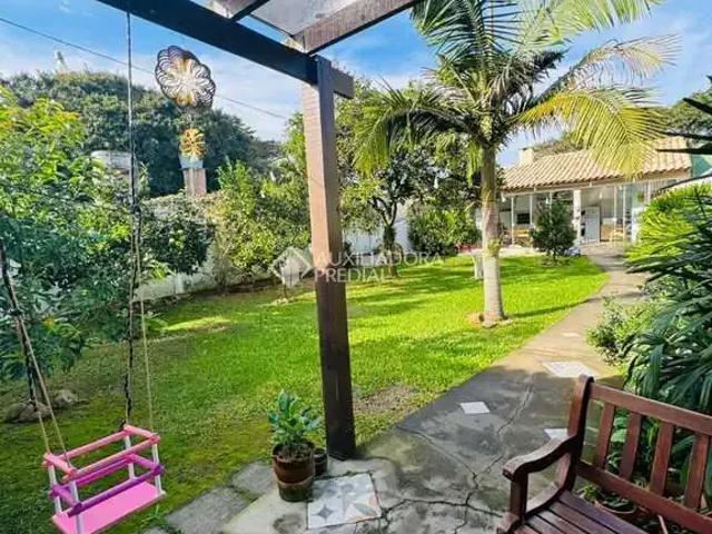 Casa / Sobrado para Venda em Guaíba/RS Flórida 2 Quartos