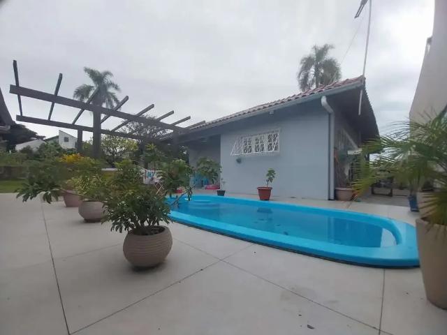 Casa / Sobrado para Venda em Guaíba/RS Flórida 2 Quartos