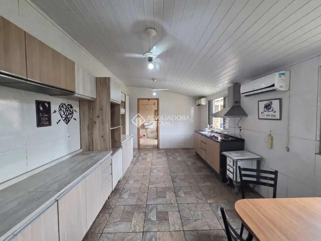 Casa / Sobrado para Venda em Guaíba/RS Flórida 3 Quartos