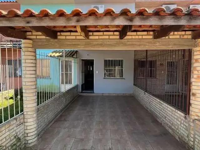 Casa / Sobrado para Venda em Guaíba/RS Jardim dos Lagos 2 Quartos