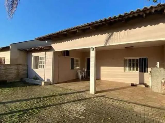 Casa / Sobrado para Venda em Guaíba/RS Jardim dos Lagos 2 Quartos