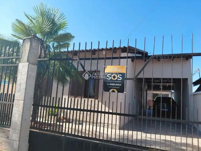 Casa / Sobrado para Venda em Guaíba/RS Jardim Santa Rita 4 Quartos