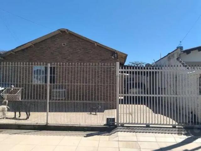 Casa / Sobrado para Venda em Guaíba/RS Jardim Santa Rita 3 Quartos